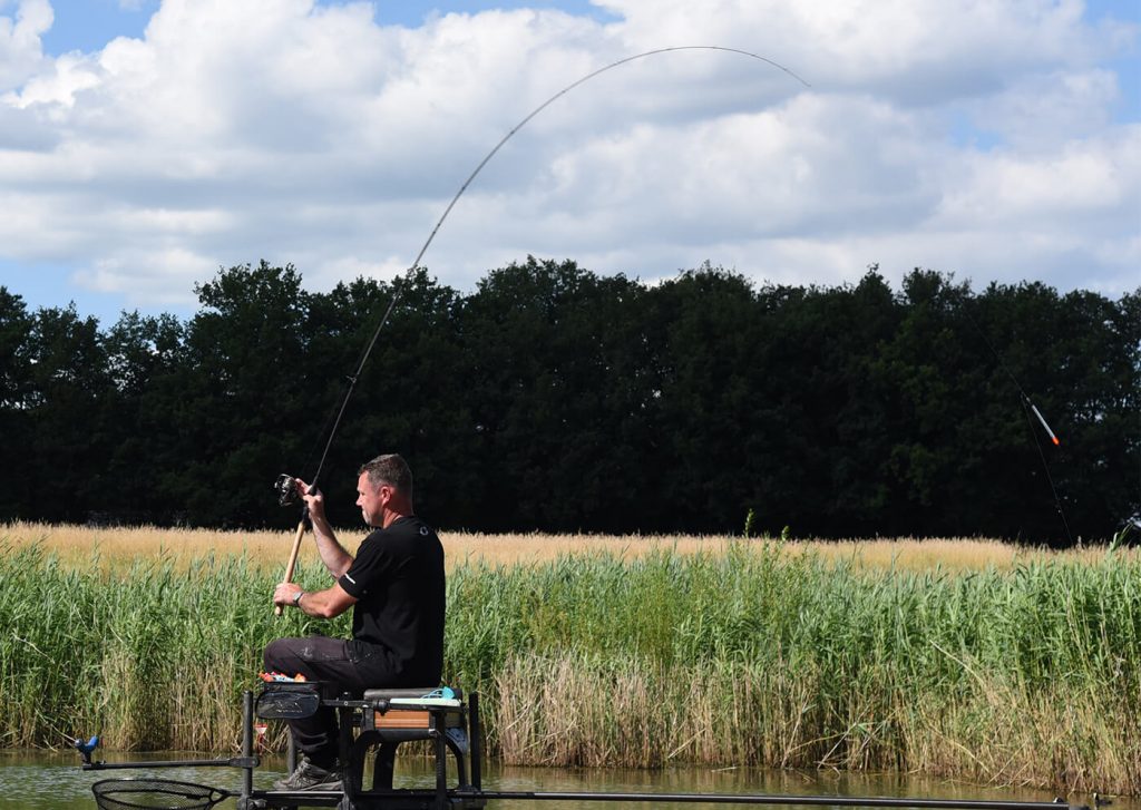 IDentity Superior Pro Float Rods - Products - Cresta