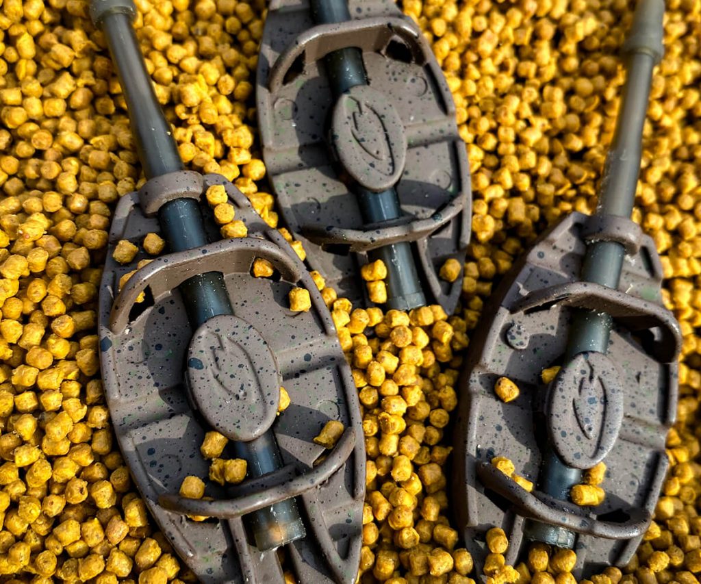 Accelerate Method Feeder Inline Large - Products - Cresta