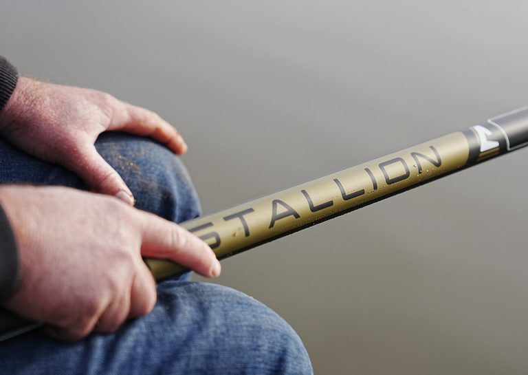 Stallion Power S 777 - Products - Cresta